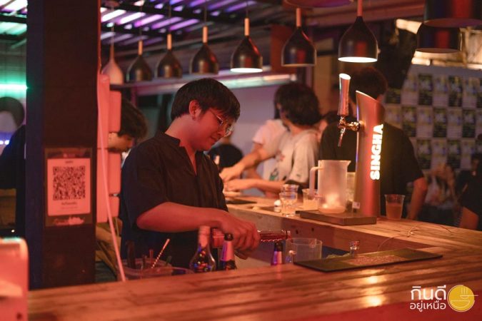 10 ร้านแฮงค์เอาท์เชียงใหม่ คัดร้านเด็ด เพลงดี ที่คนเชียงใหม่แนะนำว่า ...
